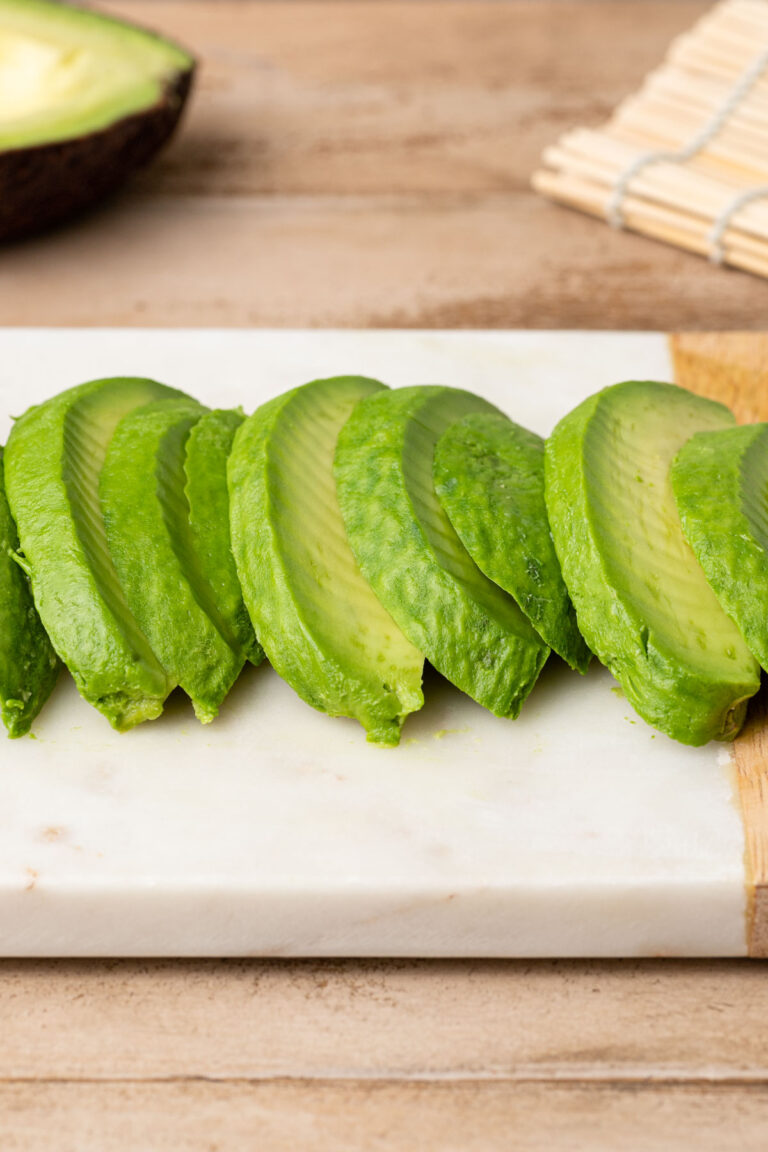 Avocado Roll • Vegan Everytime